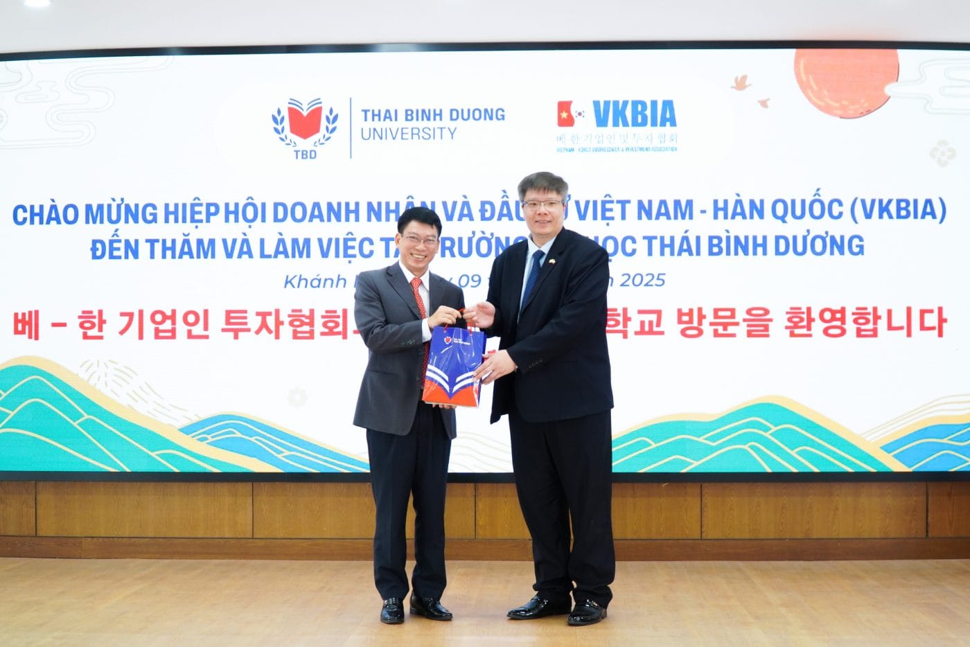 Trường Đại học Thái Bình Dương và VKBIA: Hợp tác phát triển nguồn nhân lực chất lượng cao ...